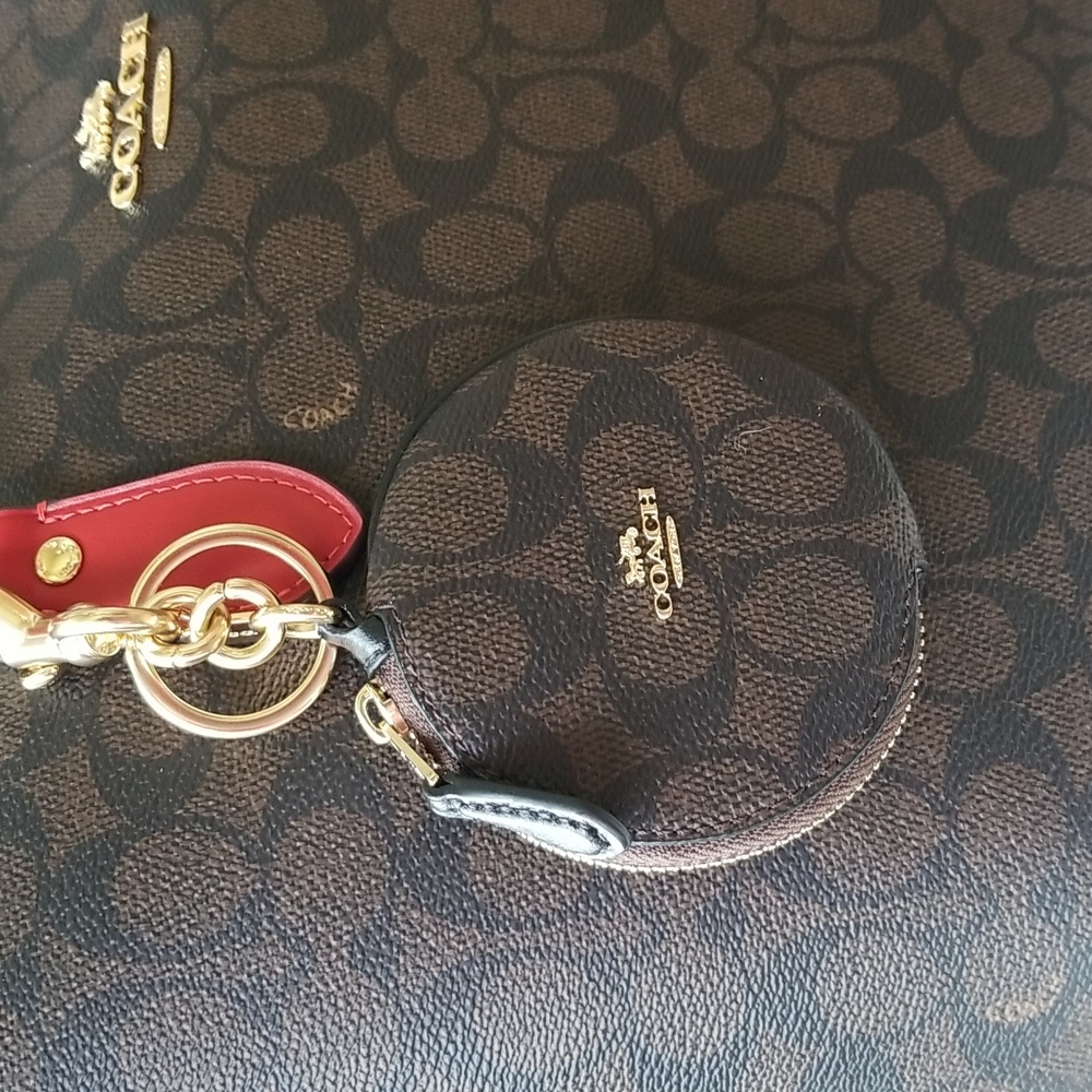 Coach - Signature Canvas Circular Coin Pouch / Key Fob - Gem
